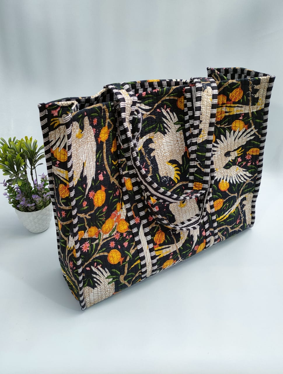 Quilted Tote Bag without zip - 17x18x 6 inches - TSPTBTH18 – The Street Pal