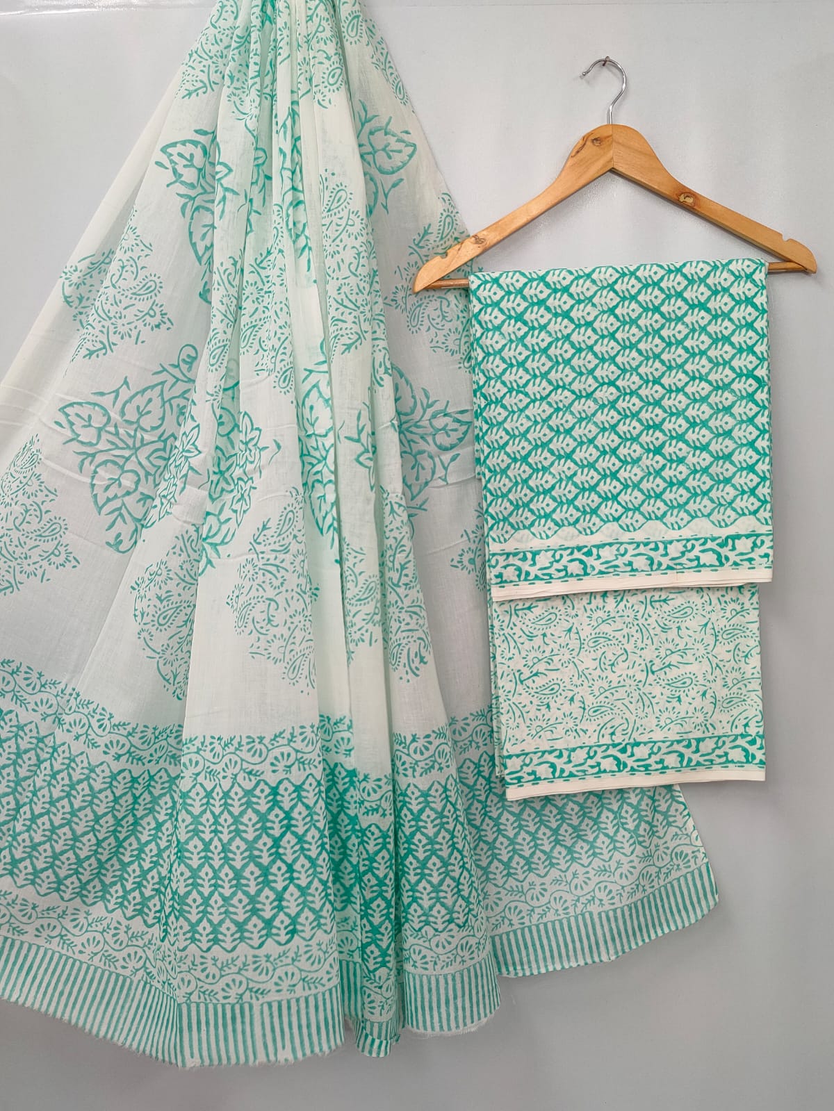 Hand Block Cotton Salwar Suit Set with Cotton Dupatta - TSPSMTP20 – The ...